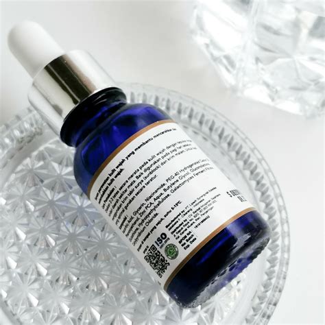 Review Glutathione And Vitamin C Serum Aura Bright By Aryani Fitriana