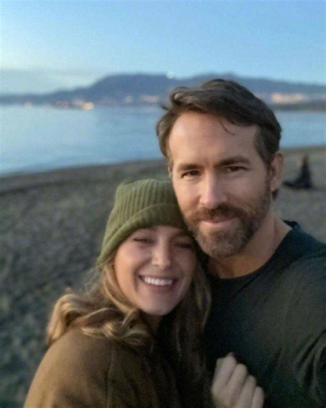 好甜!瑞安·雷诺兹晒照为妻子布莱克·莱弗利庆生 搜狐大视野 搜狐新闻 好甜!瑞安·雷诺兹晒照为妻子布莱克·莱弗利庆生 搜狐大视野 搜狐新闻