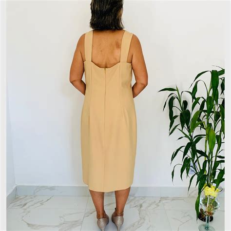 Vestido Marli Seminovo É Uma Escolha Refinada E Impactante é Exclusiva Feita Exclusivamente