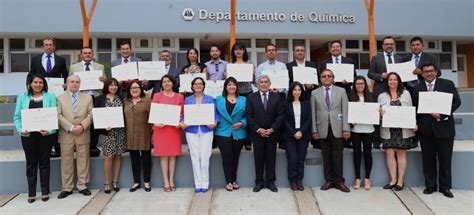 Se titulan 26 académicos de la UA en máster en docencia para