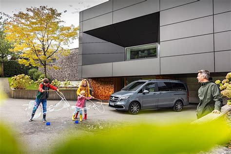 2020 Mercedes Benz V Class Facelift Breaks Cover Autoevolution