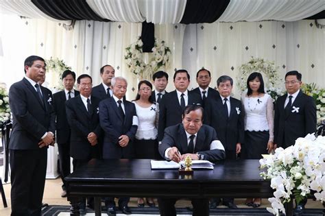 ឯកឧត្តម ទេសរដ្ឋមន្រ្តី ប្រាក់ សុខុន បាន ដឹក នាំ មន្ត្រី ក្រសួង ការបរទេស និង សហប្រតិបត្តិការ