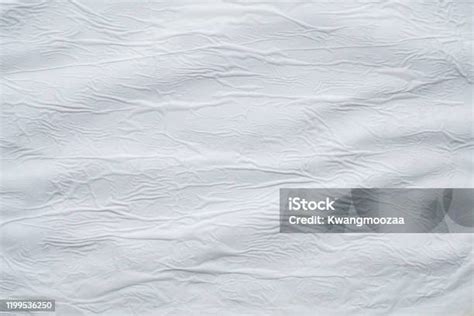빈 흰색 구겨진 주름 이 찢어진 종이 포스터 텍스처 표면 배경 더러운에 대한 스톡 사진 및 기타 이미지 더러운 종이 포스터 Istock