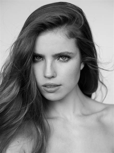 London Women Emily Deyt Aysage Wilhelmina
