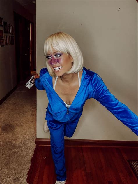 Violet Beauregarde 💙 Blonde Hair Costumes Blonde Halloween Costumes