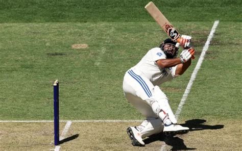 Rishabh Pants Acrobatic Six Shines Before Pat Cummins Strikes In Perth