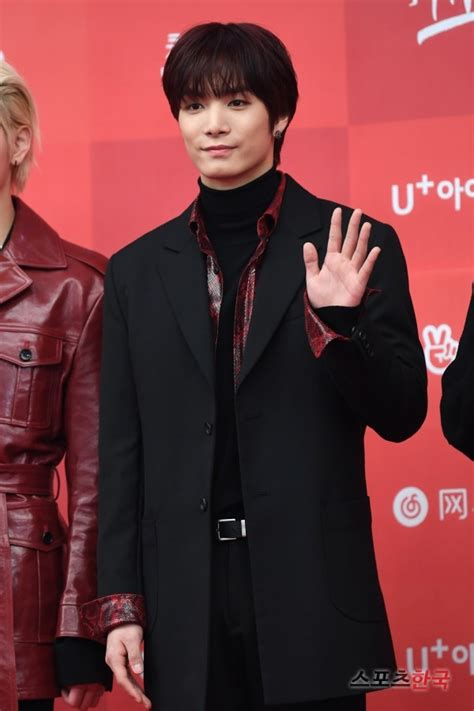 뉴이스트w Jr 소녀팬들 마음 싹쓸이2019 골든디스크