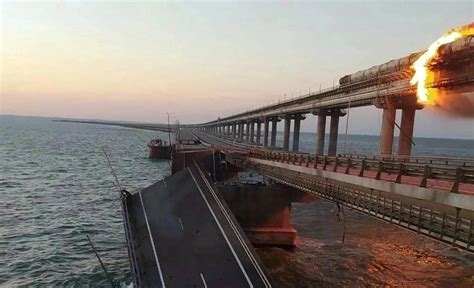 Slobodna Dalmacija Izvor Iz Vlade U Kijevu Most Na Krimu Digla Je U