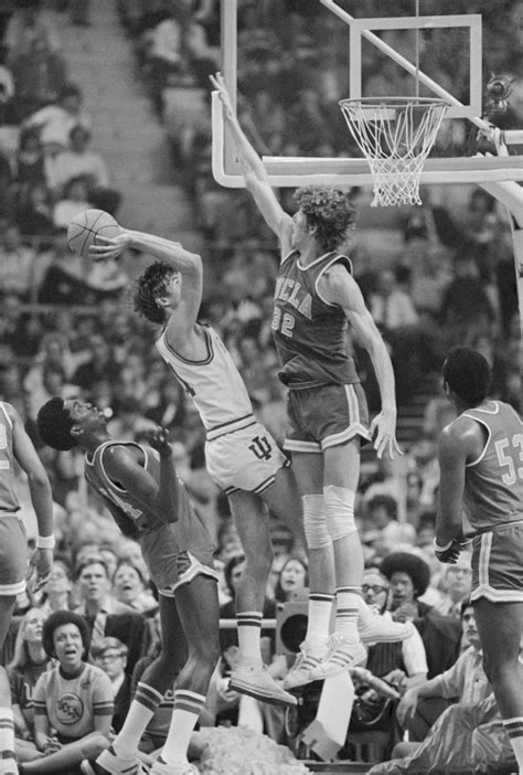 Larry Farmer From Ucla To Girls Coach At Tiny Woodlands Academy