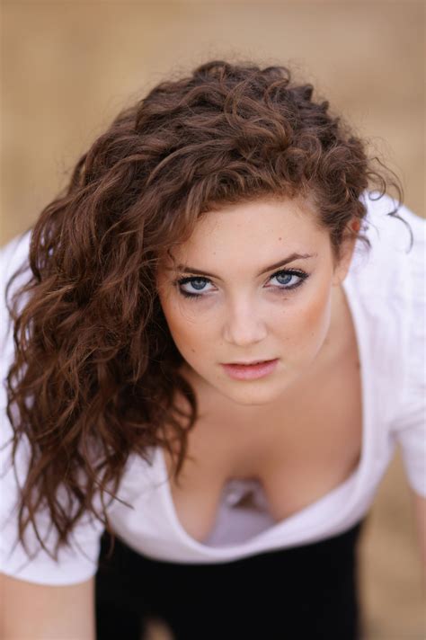 20000 Downblousepictures Bilder Und Fotos · Kostenlos Downloaden