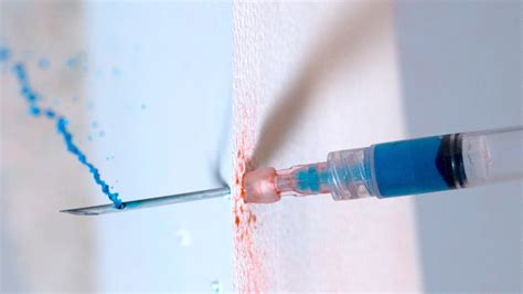 How A Tranquilizer Dart Works In Slow Motion
