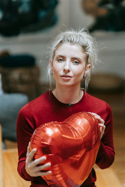How Do I Deal With Being Single Again On Valentines Day ️ Dating