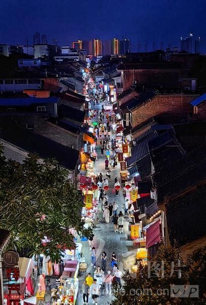 河南洛阳：千年古街引客来 人民图片网