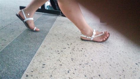 Beautiful And Cute Feet Pies De La Chica Culos Como Gelatina