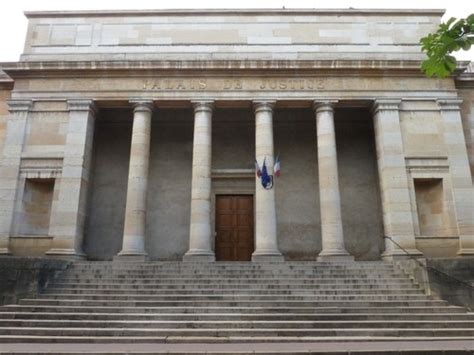 La Cour Dassises De Saône Et Loire