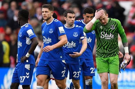 Premier League Relegation Battle Nine Teams Separated By Five Points