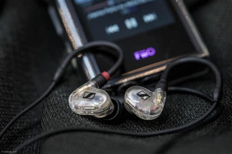 Sennheiser IE 40 Pro Tai nghe in ear có chất âm trung thực giàu nội