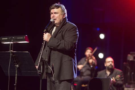 Έφυγε από τη ζωή ο Μανώλης Λιδάκης Znews