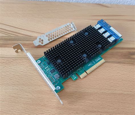 Broadcom LSI HBA 9400 16i Tri Mode Storage Adapter Gebraucht in Uttigen für CHF 75 mit