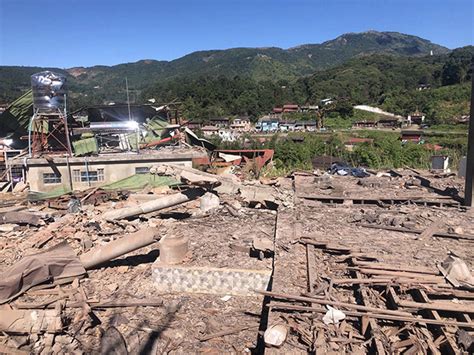 မိုးကုတ် လေကြောင်းတိုက်ခိုက်မှုတွင် ပြည်သူ ၆ ဦး သေဆုံး၊ လူနေအိမ်များနှင့် ဟိန္ဒူဘာသာရေး အဆောက်အဦ