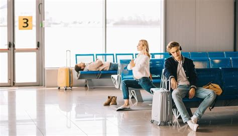How To Kill Time During A Long Layover The Discoverer