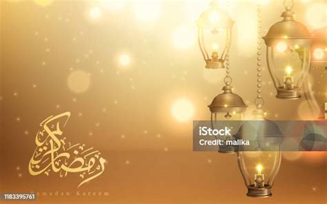 아라베스크 배경에 초승달과 Fanoos라마단 카림 서예 디자인 벡터 일러스트레이션 Eid Ul Fitr에 대한 스톡 벡터 아트 및 기타 이미지 Eid Ul Fitr 0