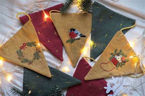 Новогодняя гирлянда Handmade Holiday Ts Christmas Embroidery