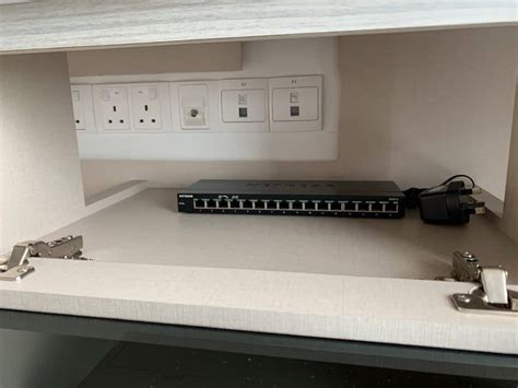 NETGEAR GS316 16 Port Gigabit Ethernet Unmanaged Switch