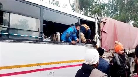 4 Punjab Police Personnel Killed 20 Injured As Bus Collides With