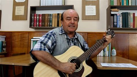 ВАСИЛ КОНДОВ доц д р по филология ПЕСЕН НА БУЛЕВАРДНИЯ МУЗИКАНТ Youtube