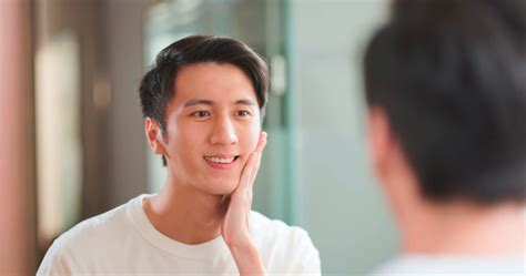 The Right Way To Use An Exfoliating Scrub Allthingsbeauty