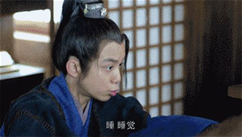 小戏骨吴磊告诉你从小帅到大是一种什么体验