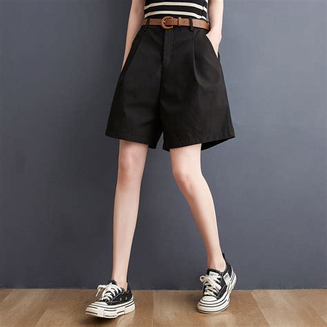 สูทกางเกงสั้นหญิงฤดูร้อนแบบบาง2021ใหม่สไตล์เกาหลีหลวมขนาดใหญ่แลดูผอมเอวสูงคำขากว้างกางเกง5ส่วน