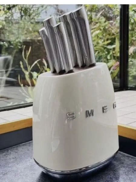 Набор кухонных ножей Smeg, Нержавеющая сталь купить по низкой цене с ...