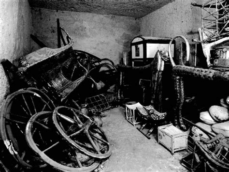 King Tutankhamuns Sarcophagus Removed From Tomb For First Time In 100