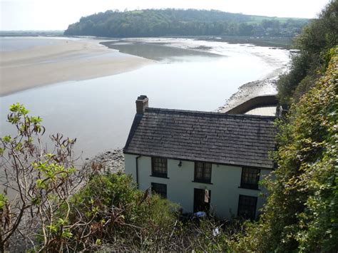 Dylan Thomas Boathouse At Laugharne © Jeremy Bolwell Cc By Sa 2 0