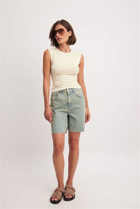 High Waist Raw Hem Denim Shorts Blue Na Kd