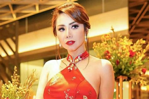 10 Artis Ini Mengaku Pernah Lakukan Operasi Plastik