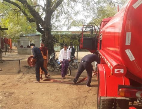 မြင်းမူမြို့နယ်မီးသတ်ဦးစီးဌာနမှ သောက်သုံးရေများသွားရောက်လှူဒါန်းပေး