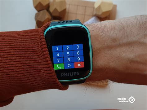 Умные часы Philips W200, по которым можно звонить — Mobile-review.com ...