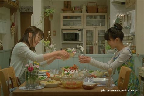 犬 映画『犬と私の10の約束』短編詩「犬の10戒」が元になっている可愛さと感動ストーリー 犬のしつけ ハグ