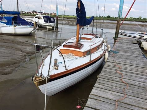 26ft Stella Class One Design Sloop No 75 Tucker Brown 1963