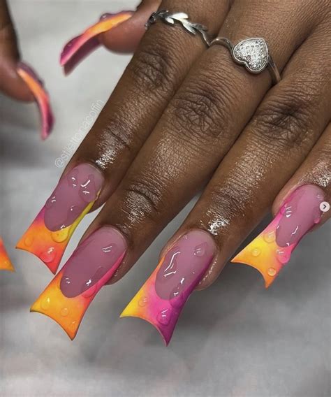 Make A Splash With 45 Duck Shaped Nail Designs