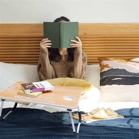 인체공학적 좌식 책상