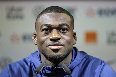 Football Equipe De France Le Parcours Du Combattant De Youssouf