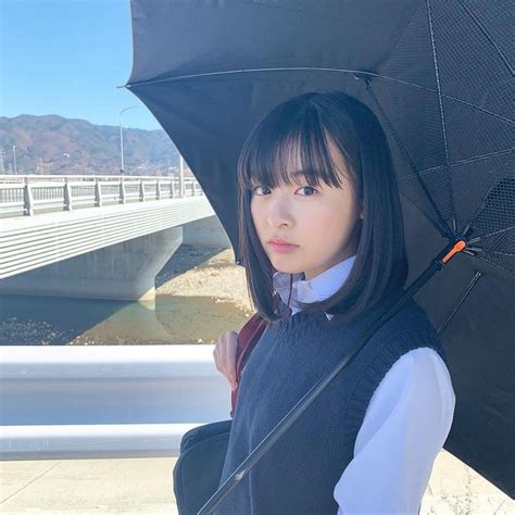 森七菜 マカロニえんぴつさんの「青春と一瞬」mv見てもらえましたか？ 撮影の時のオフショット マカロニえんぴつ 青春と一瞬 オフ