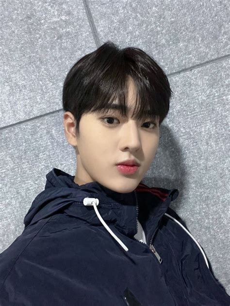 Yuehua Entertainment Hanbin Bad News Tempest Shinee Boy Groups