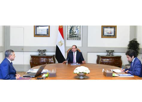 السيسي يوجه بتعظيم موارد هيئة قناة السويس لصالح الاقتصاد الوطني