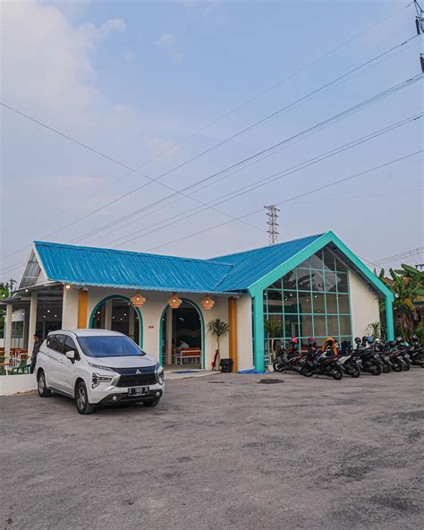 Stako Kopi Ums Jam Buka Harga Menu Dan Lokasi Luru Wisata