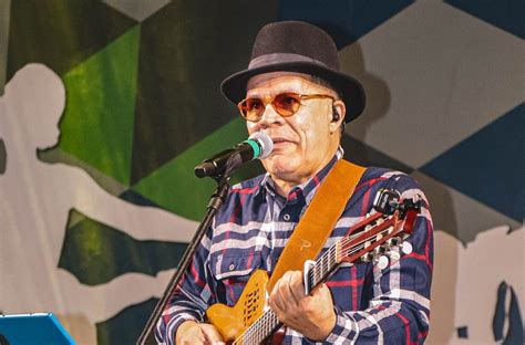 7ª Feira Noturna de Salto recebe o cantor pantaneiro João Ormond